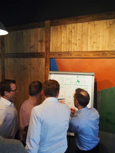 Cloud Computing Simulation Disruptive Agile Service Management