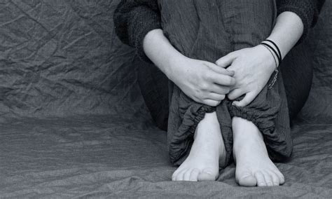 Homem é Acusado De Ficar Só De Cueca E Passar Mão Em Adolescente Na