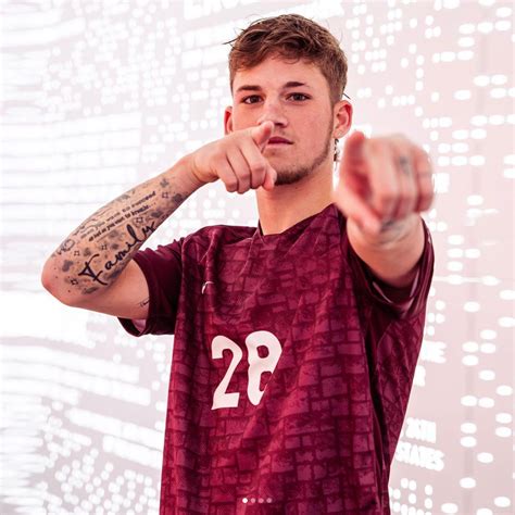 Ethan Hackenberg Influencetee