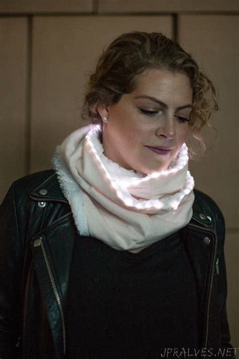 Lilypad Safety Scarf