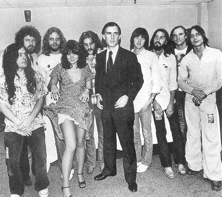 The Birth Of The Eagles Linda Ronstadts Back Up Band Had A Peaceful