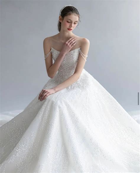 다이렉트결혼준비 이사라 플래너💍 🤍 Rachel Wedding 2025 New Sample ️잔잔비즈 맛집 ️전체적으로 과하지않은 퓨어한 분위기 ️밝은 홀