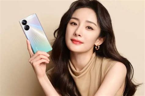 Harga Dan Spesifikasi Realme Pro Plus Punya Kamera Gahar Dan Layar Mewah Semua Halaman