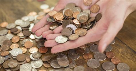 갑질도 풍년하청업체 대금 2만3500달러 동전으로 트럭째 전달