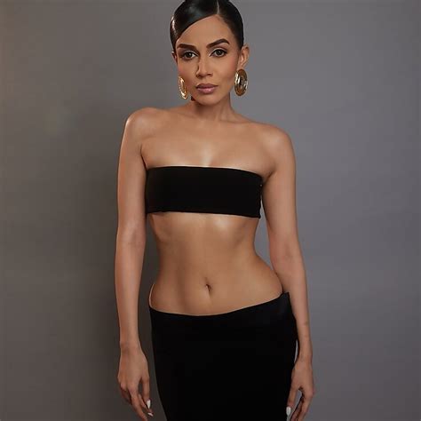 Top 100 Indian Fashion Influencers In 2025