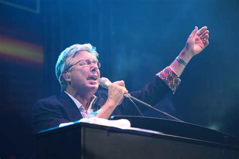 18 Captivating Facts About Don Moen