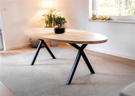 Ovaler Berg Eiche Tisch Mit Modernen X Beinen Ready For Loft