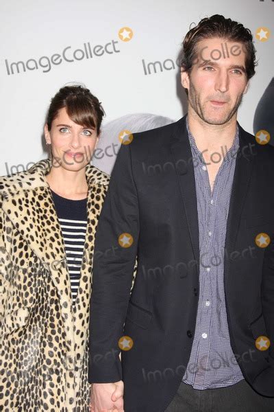 Photos And Pictures Nyc 112209 Amanda Peet And Husband David
