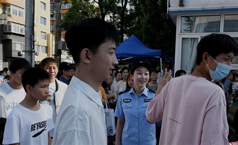 23892名初三学生参加中考