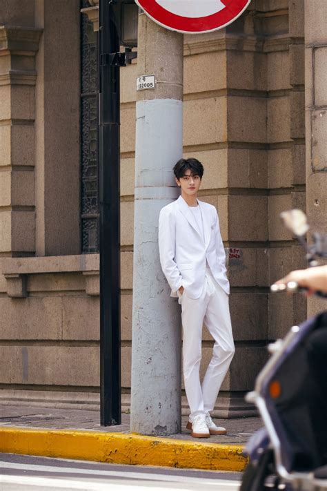 林一 ©林一的自习室 堆糖，美图壁纸兴趣社区