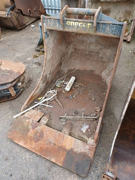 Engcon 3ft Digging Bucket 65mm Pins Malcolm Harrison