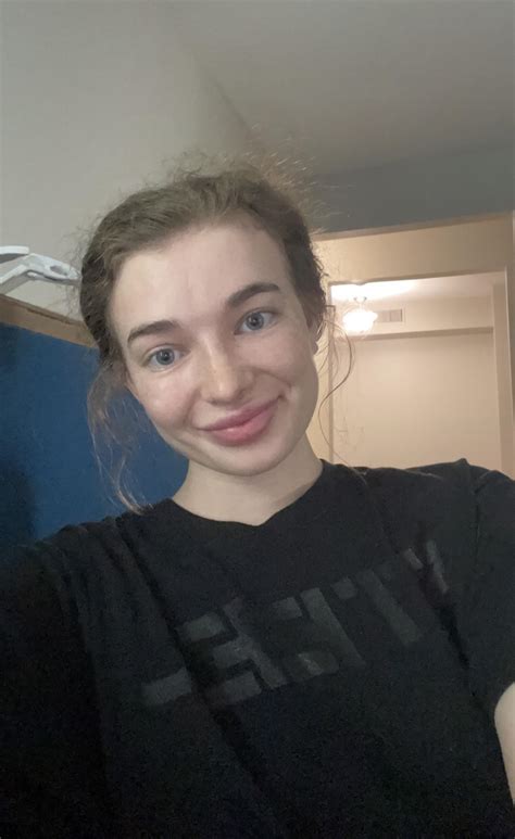 Can I Send You Selfies 🥺 R Demeyesdoe