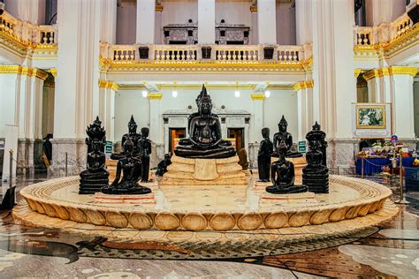 เปิดภาพหาดูยาก “หลวงพ่อโสธร” ช่วงบ่มรักก่อนปิดทอง เพียง 1 เดือนเท่านั้น