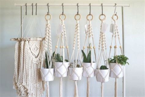 DIY Makrame Yang Bikin Kamar Kosmu Jadi Auto Kece