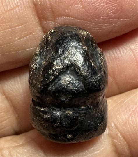 พระปิดตาผงคลุกรัก พิมพ์ปั้น เก่า Ennxo