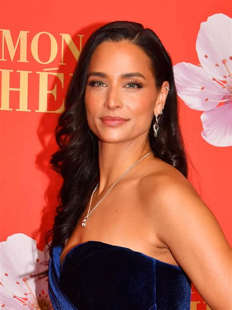 Sexy Wie Nie Amira Aly Posiert Bei Shooting Für Lascana In Heißen Dessous