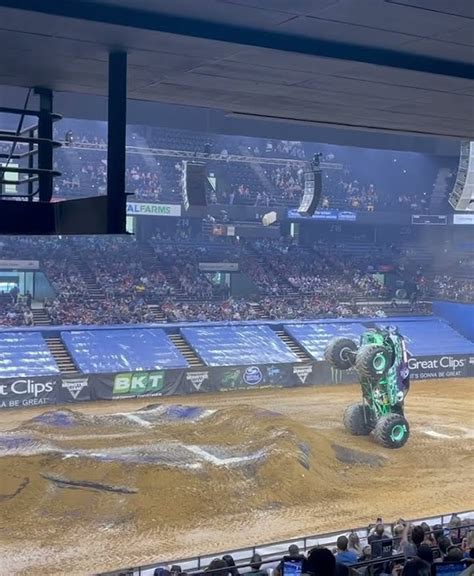 Monsterjam Monster Truck 몬스터잼 몬스터 트럭 Monsterjam Monstertruck Youtube