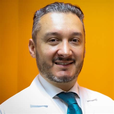 dr andres felipe salazar garcia cirujano general epidemiólogo bogotá agenda cita
