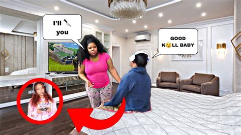 Flirting With Another Girl While Gaming To See How My Girlfriend Reacts Bad Idea Youtube