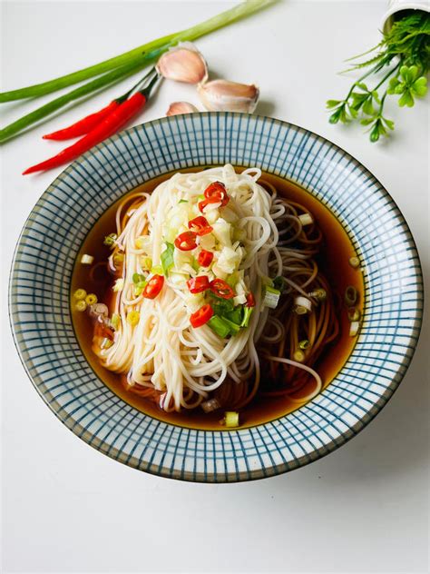 【面条的做法步骤图，面条怎么做好吃】草海 下厨房