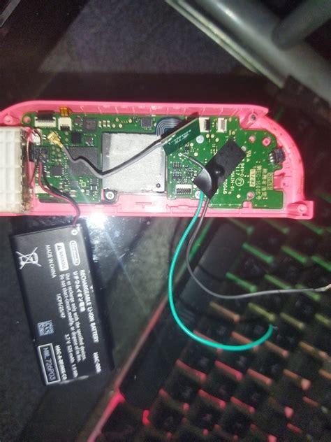 Point Found To Solder To Create A SYNC Bluetooth Button On The Right Joycon In Case The Flex