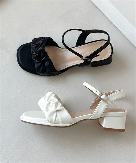 슈스프레소 에르나 주름 스트랩 샌들 슬리퍼 여름 바캉스 물놀이 휴가룩 신발 4cm