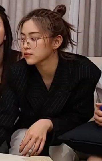 Ryujin Itzy Lq Aesthetic Girlfriend Material Gadis Korea Gambar Karakter Penyimpanan Foto