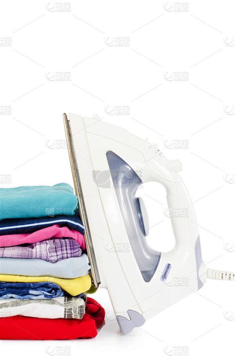 堆的纯衣服与铁