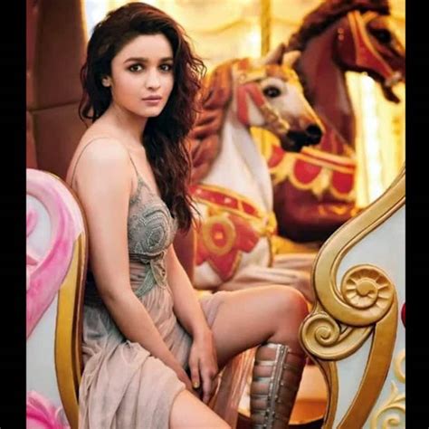 Alia Bhatt Looks Super Sexy In A Bathrobe