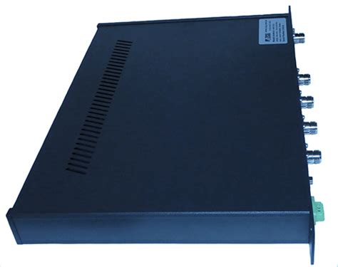 Vhf 4 Way Rx Multicoupler With Internal 40db L N A 146 4125 151