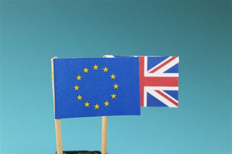 유럽 연합 및 배경에서 영국의 국기의 국기 Brexit 라이브 스트림 보기 Referendum에 대한 스톡 사진 및 기타 이미지 Referendum 개념 결별
