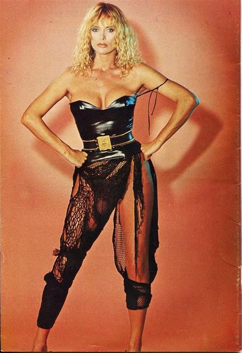 Pin By Gator Gatorus On Sci Fi Sybil Danning Star Trek Models Saturday Night Live