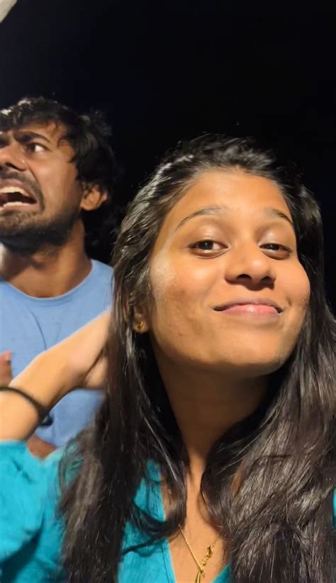 ට්‍රැක් පැනපු මන්ත්‍රී කෙනෙක්ගෙන් රස්සාවක් ඉල්ලුවහම 😂 පහසුවෙන් ට්‍රැක පනින පුද්ගලයන් නැරඹීමෙන්