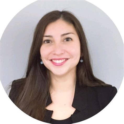 Danitza Ramírez Sáez Jefe De Operaciones Y Servicios Sth Pensar Y Hacer Linkedin