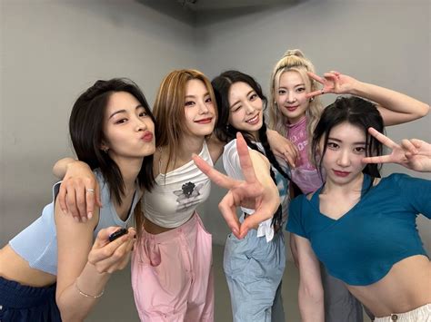 230726 Itzy Twitter Update Kpopping