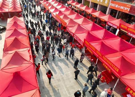 广西灌阳春风行动促就业 人民图片网