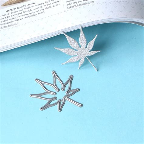 030154 Japanese Maple Leaves Stencil Metal Cutting Grandado