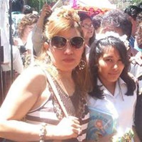 Stream Galia Isabel Escalera Music Listen To Songs Albums Playlists