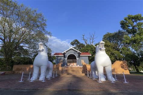 Kangla Fort Explore The Rich History Of Kangla Fort In Manipur
