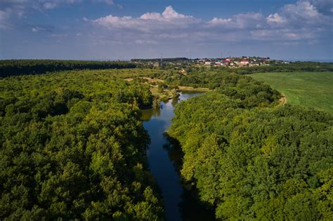 Берег лесного озера 2 га Земельные участки в Краснодарском крае Пряные земли