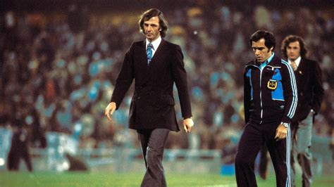 Muere César Luis Menotti Exentrenador Del Barcelona Y De La Argentina