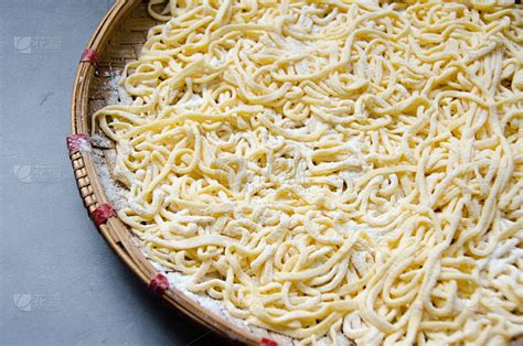 手工制作的面条
