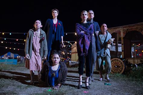 Ahs Freak Show Promotional Picture American Horror Story Photo 38148097 Fanpop