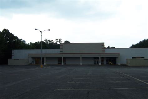 Officemax 607 Bush River Road 2006 At Columbia Closings