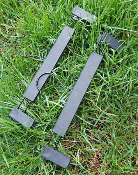 Вішалка прищепка для штанів спідниць 1 шт в наявності — ціна 25 грн у каталозі Вішалки Купити