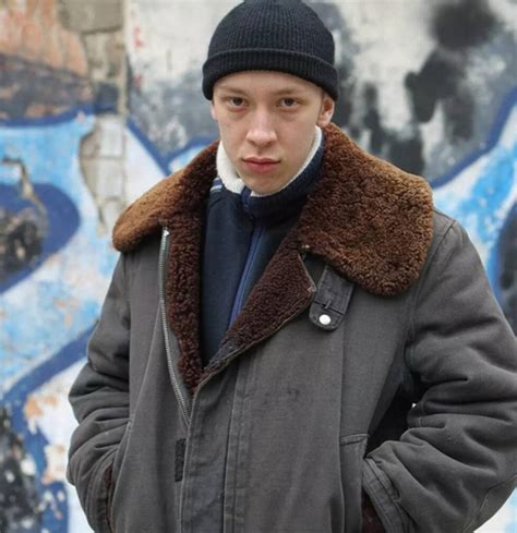 Харизматичный Зима в «Слово пацана актер Лев Зулькарнаев который ворвался в список любимчиков