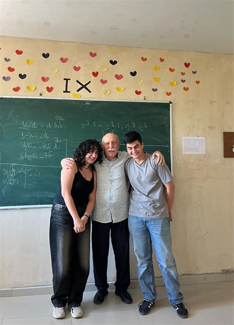 ბესიკ ბესიკ ნიპარიშვილის კასპის სკოლა გიმნაზია