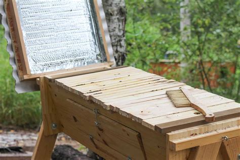 Top Bar Beekeeping Rosehips And Honey