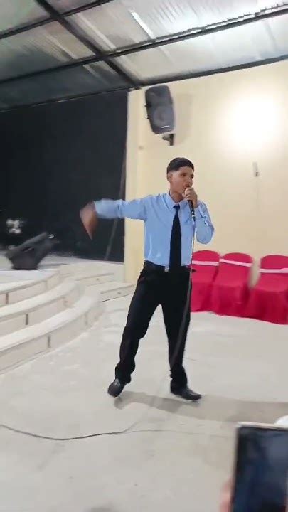 Joven Predicando Youtube