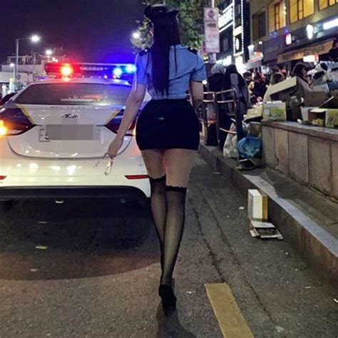 엉짱 은행원 애프리 클래스 다른 경찰 코스프레 [★sns] Zum 뉴스